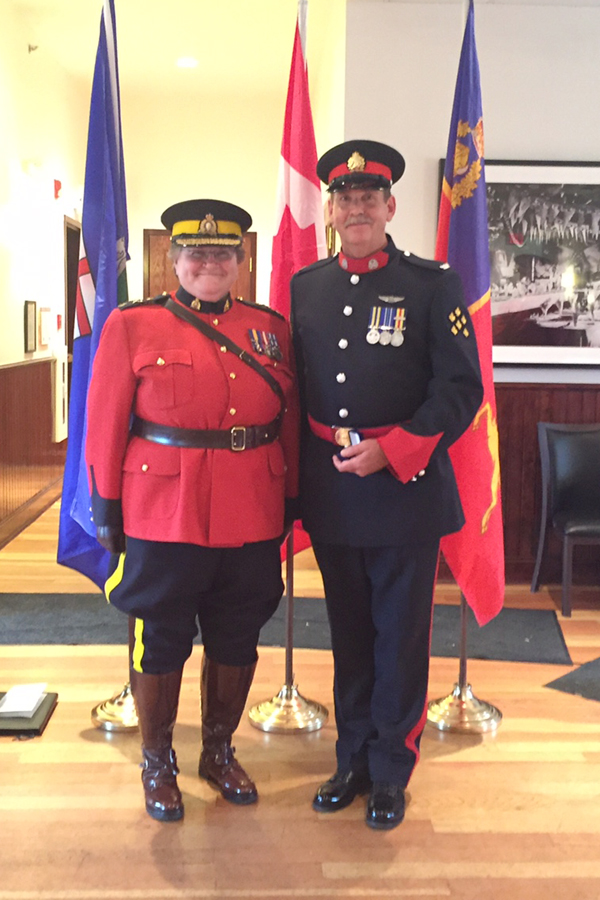 RCMP Deputy Commissioner Presents Commendation Awards in Calgary ...